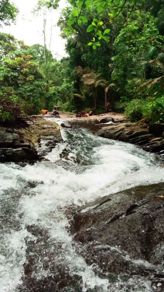 Kunjungilah Destinasi Wisata Cadas Ngampar Lereng Gunung Hasepan ...